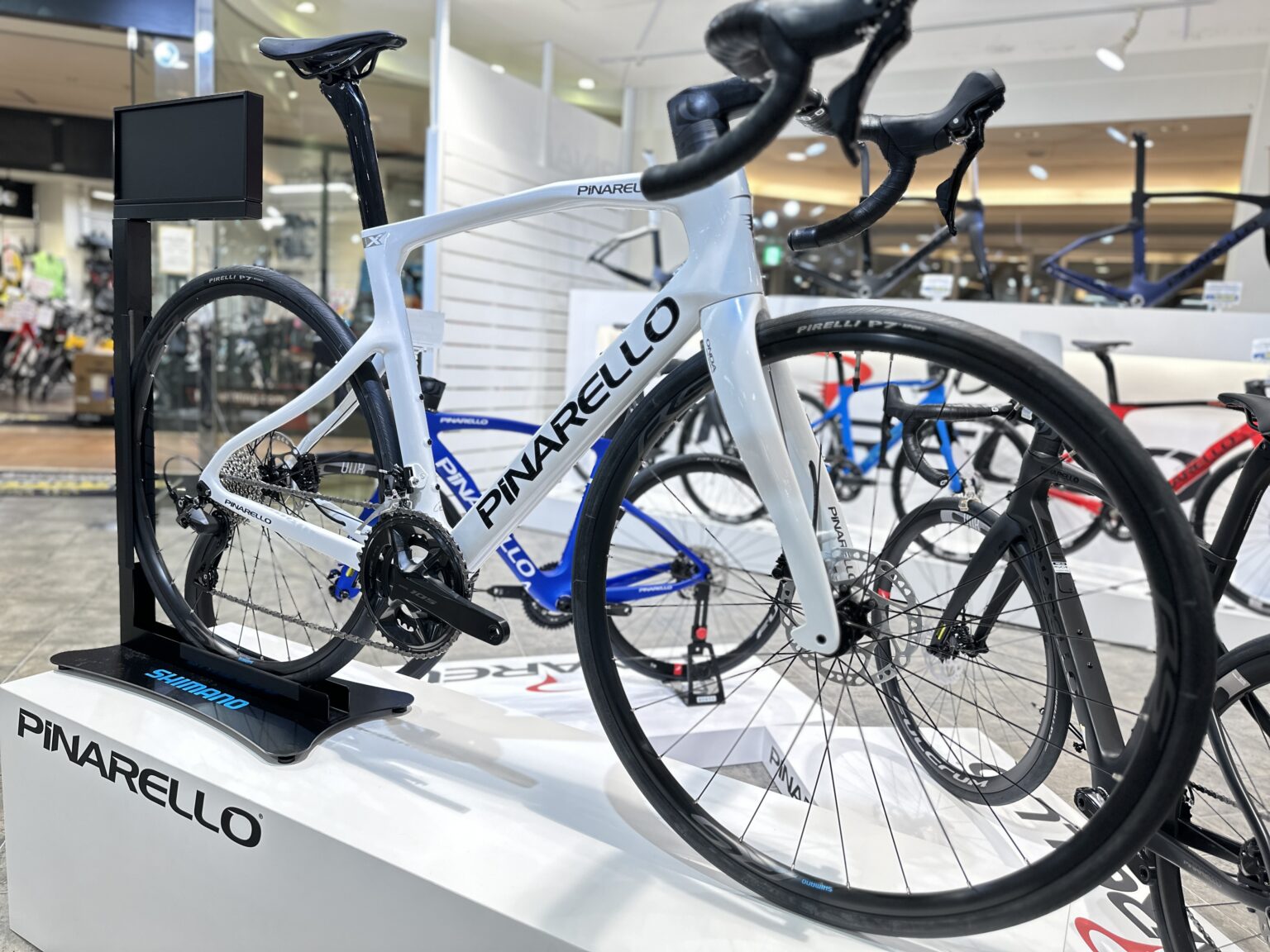 Pinarello X1入荷致しました‼️ ヤマダサイクル シルベストサイクル ロードバイク クロスバイク 新入荷商品 ピナレロ ...
